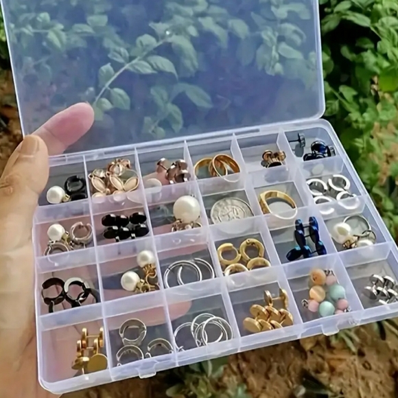 BOUTIQUE | Storage & Organization | New 24 Slot Jewelry Clear Plastic ...